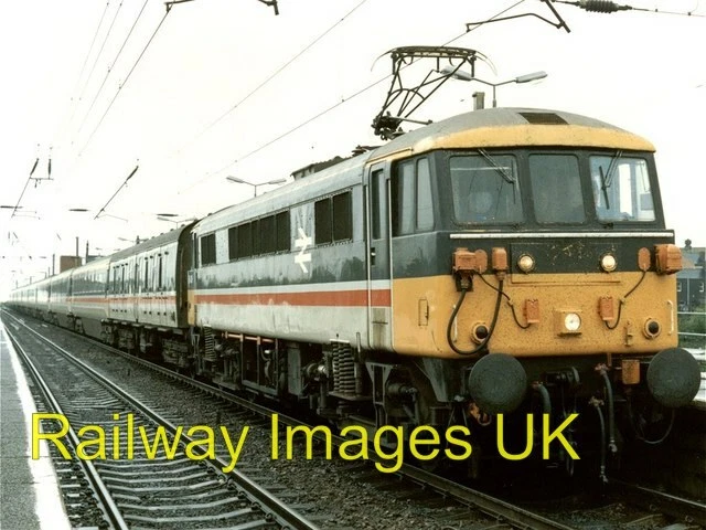 PHOTO RAILWAY - Class 86 86238 Intercity Livery Stabled at Ipswich ...