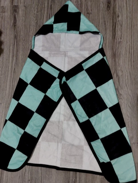 OFFICIAL DEMON SLAYER Kimetsu no Yaiba Kamado Tanjiro hooded towel ...