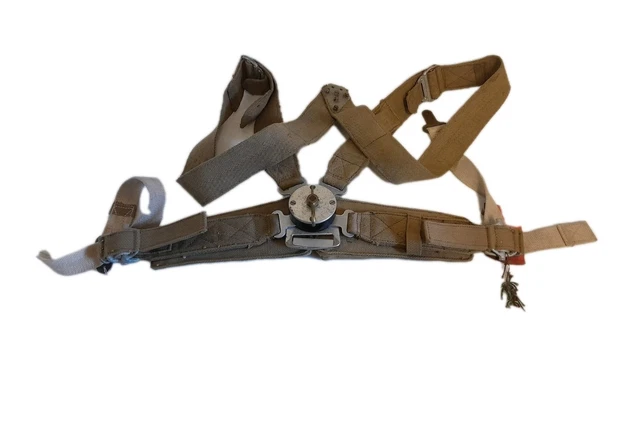 RAF WW2 PILOTS/AIRCREW Seat Harness , Sutton . Complete With Buckle ...