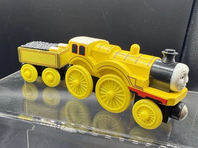 THOMAS & FRIENDS Wooden Railway Yellow Molly Engine & Tender For Train ...