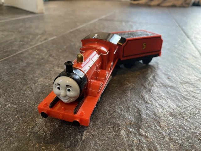 THOMAS TRACKMASTER JAMES 2460wc Tethered £15.00 - PicClick UK