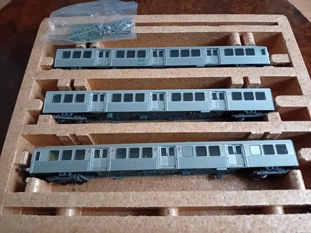 LIMA GOLDEN SERIES 149276 HO Gauge SNCF 3 x RIB set of Coaches £35.00 ...