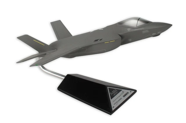 USAF LOCKHEED MARTIN F-35A JSF CTOL Desk Top Display 1/48 Model Jet ES ...