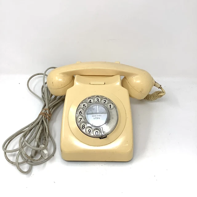 VINTAGE BT ROTARY Dial Phone TELE 8746 G 80s Phone Collectible Prop £24 ...