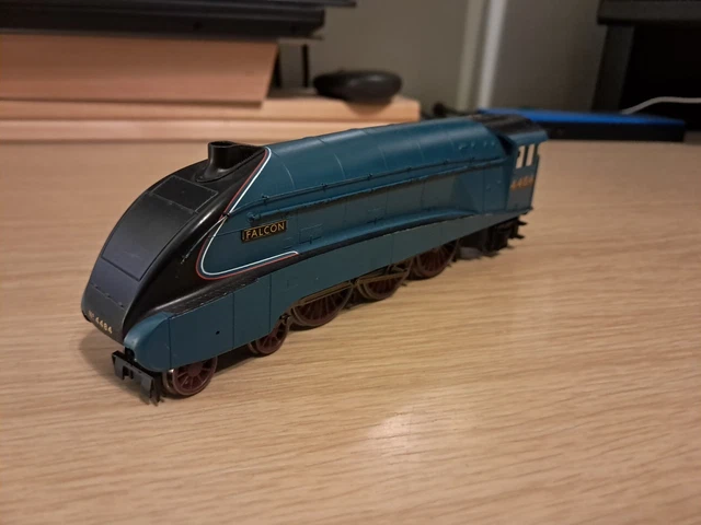 HORNBY A4 CLASS Falcon 4-6-2 Pacific Locomotive Only Spares £40.00 ...