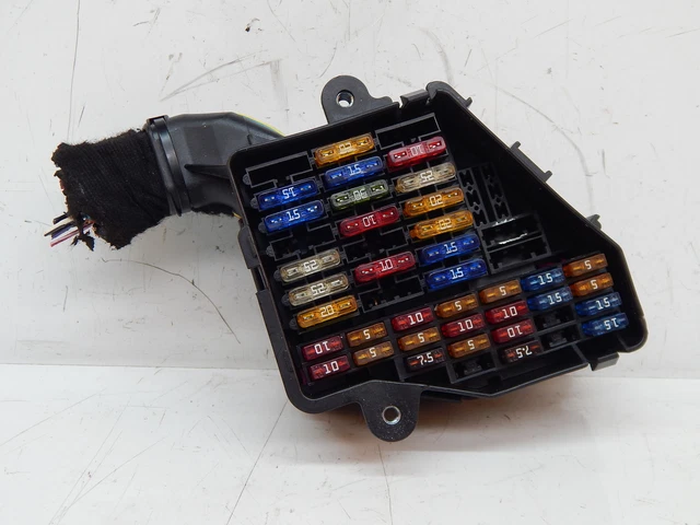 VOLKSWAGEN BEETLE MK2 03-10 1.6 Petrol Fuse Box £30.00 - PicClick UK