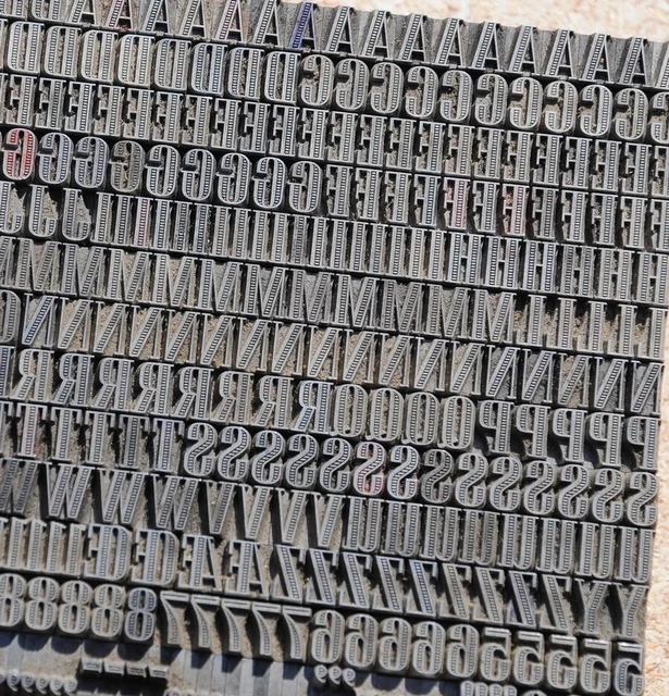 POLICE DE CARACTÈRES plomb lettres typographie imprimerie tampon ...