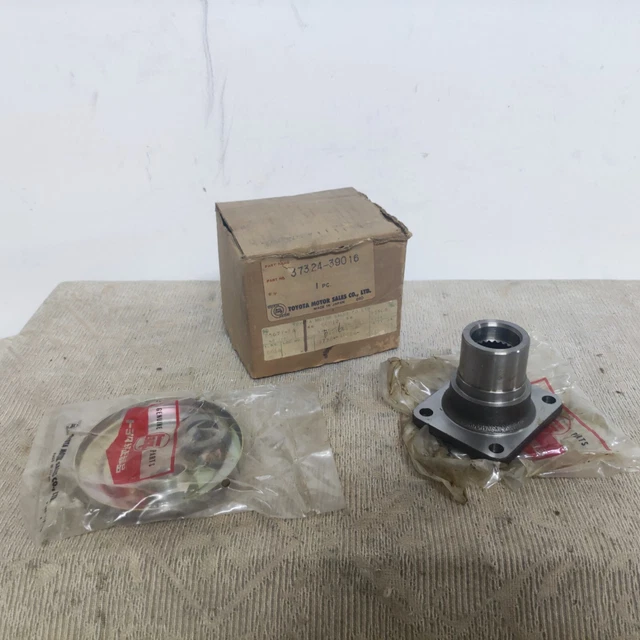 NOS GENUINE TOYOTA トヨタ Universal Joint Flange Crown Ms55 07/1969 ...