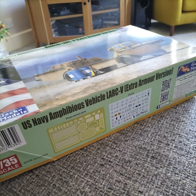 GECKO MODELS 1/35 Modern US Navy LARC-V Amphibious Cargo Vehicle Model ...
