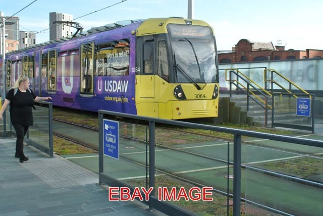 PHOTO MANCHESTER Metrolink Tram No 3064 £1.85 - PicClick UK