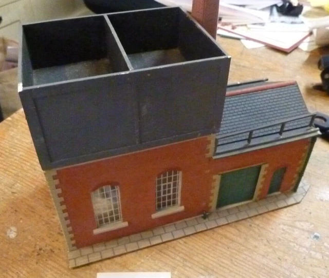 SMALL FACTORY/INDUSTRIAL BUILDING with water tank. 00 gauge. £10.99 ...