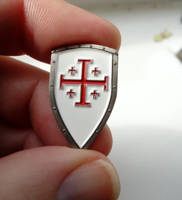 EARLY USED KNIGHTS Templar Shield Crusade Pin Badge Medieval Kingdom ...