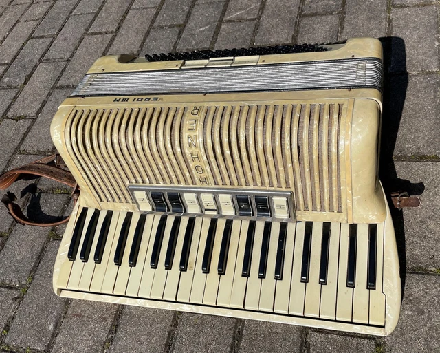 ACCORDÉON HOHNER VERDI 3M III 120 basses EUR 150,00 - PicClick FR