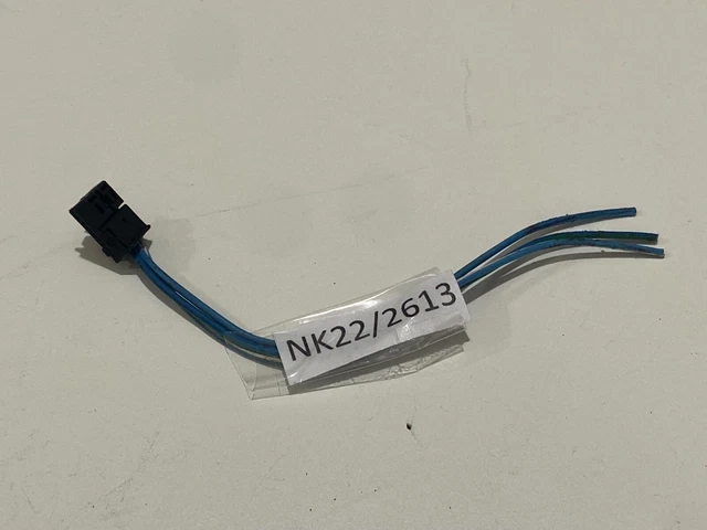 GENUINE MERCEDES-BENZ WIRING Loom Harness Plug Connector A0375456528 ...