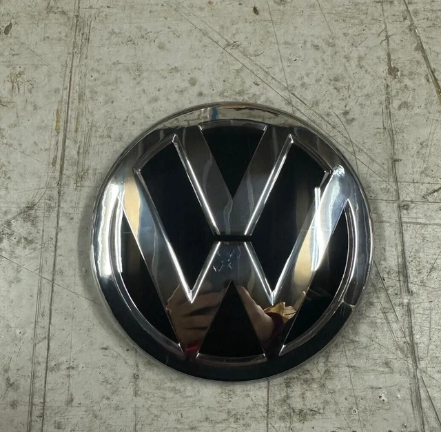 GENUINE VOLKSWAGEN FRONT RADAR SENSOR Badge Emblem FOR VW GOLF 2018 ...