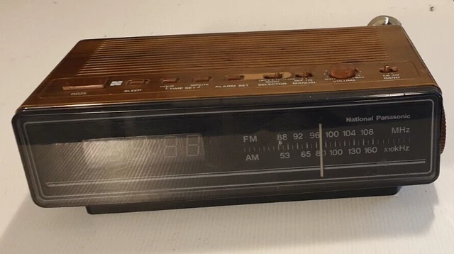 NATIONAL PANASONIC MODEL RC-65B Vintage AM/FM Radio Alarm Clock Made in ...