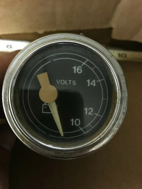 GENUINE FORD VOLT Meter - Heavy Truck - E7HT-10797-AA - LT8000 £30.59 ...