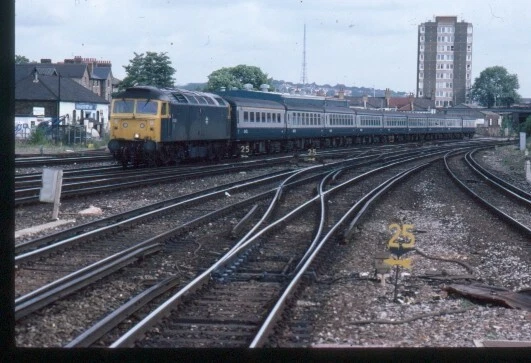 ORIGINAL 35MM colour Slide class 47 47488 Croydon 1985 £1.25 - PicClick UK