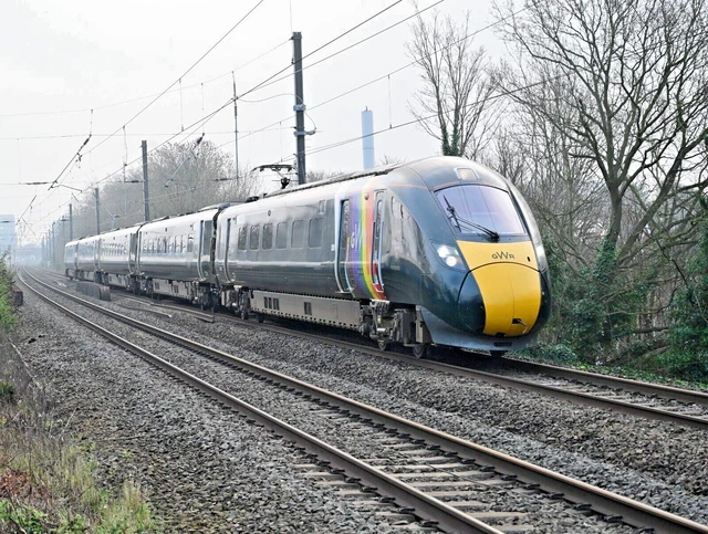 CLASS 800 NO 800008 in pride at hanwell 1 £1.00 - PicClick UK