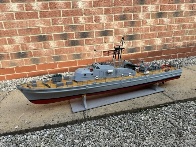 SCHÜTZE MINE SWEEPER Remote Control Model – Project / Unfinished £199. ...