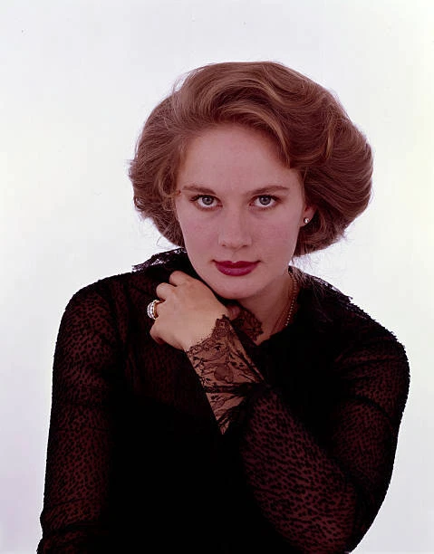 DOMINIQUE SANDA POSES In Studio French Model Actress 1977 OLD PHOTO 8 ...