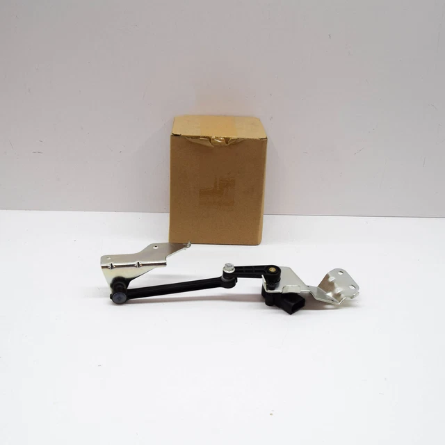 FORD FOCUS MK3 C346 Automatic Headlamp Levelling Bracket 1509087 NEW ...