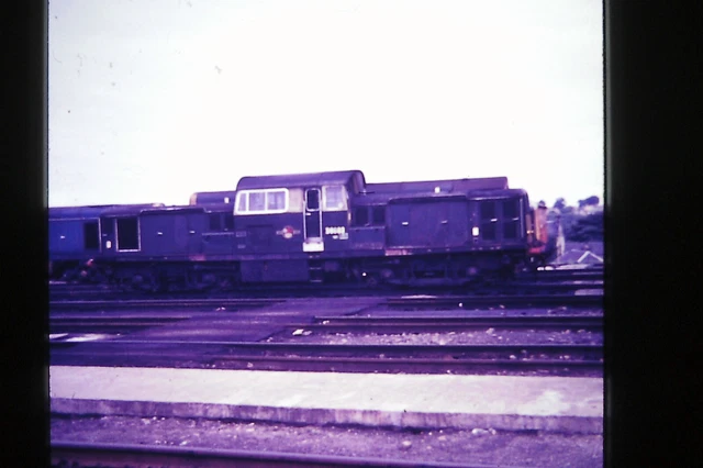 ORIGINAL~28MM COLOUR SLIDE~CLASS 17 "Clayton" D8603 Haymarket~No Date ...