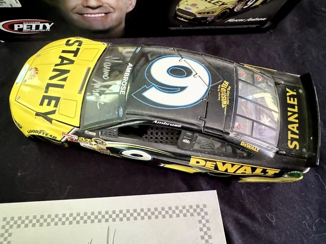 MARCOS AMBROSE SIGNED 1:24 Scale L/E - 1/146 COA Part Foam Packing ...