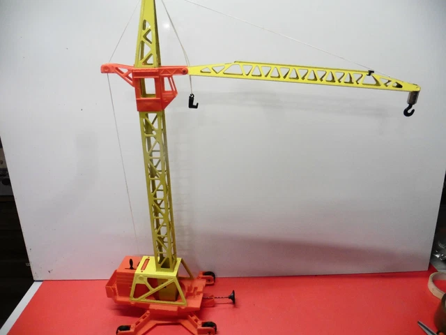 ANCIENNE GRUE TÔLE et plastique des années 70 EUR 40,00 - PicClick FR
