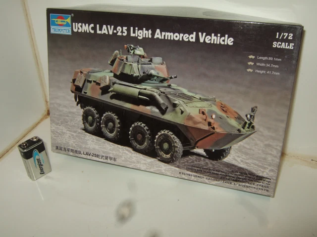 TRUMPETER 07268 USMC LAV-25 Light Armoured Vehicle Model Kit in 1:72 ...