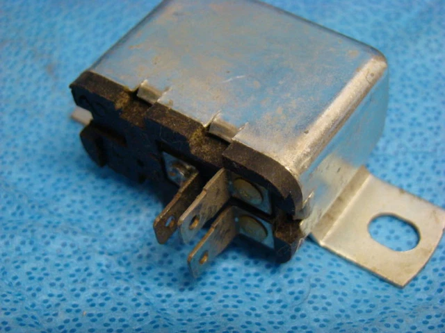 JEEP AMC EAGLE Horn Relay CJ5 CJ7 Wrangler Cherokee 1963 - 87 J10 J20 ...