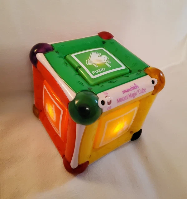 MUNCHKIN MOZART MAGIC Cube Orchestra Musical Light Up Baby Toddler Toy ...