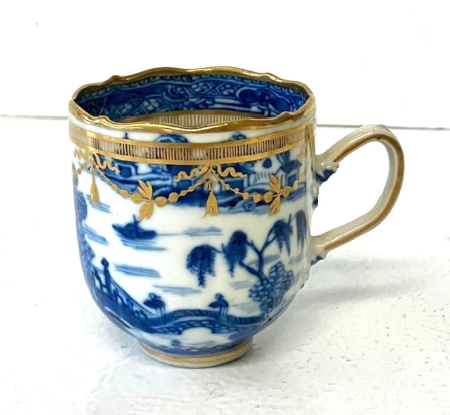 VINTAGECHINESE EXPORT NANKING Blue And White Teacup w Gold Highlights 2 ...