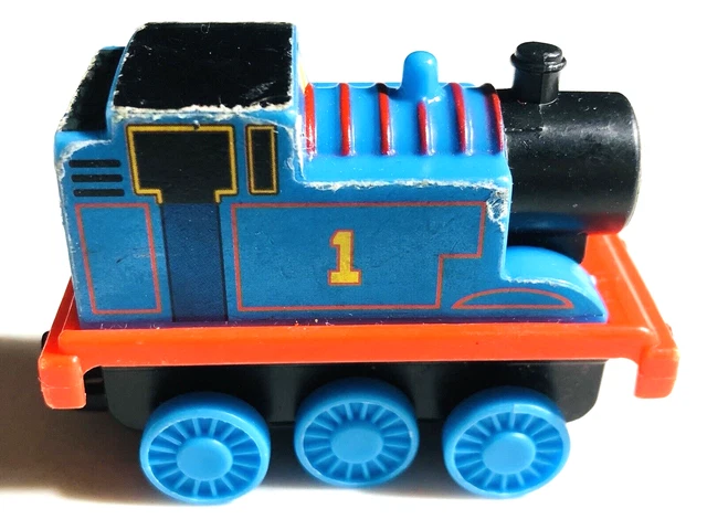 THOMAS THE TANK Engine Plastic Kids Toy Train 2012 classic blue train ...