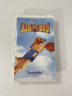 AIR BUD (VHS 1997) Clamshell Walt Disney's Family Comedy Disney ...