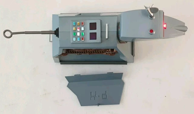 DOCTOR WHO K-9 K9 Radio Remote Controlled Electronic Toy 15” £25.00 ...