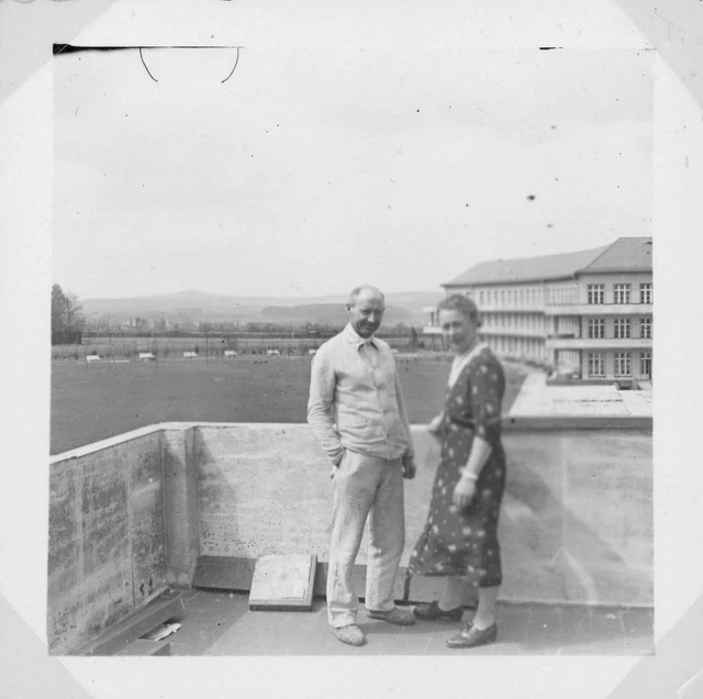 ORIG. FOTO - Luftwaffe Soldat mit Frau im Lazarett - 2WK EUR 2,99 ... ORIG. FOTO - Luftwaffe Soldat mit Frau im Lazarett - 2WK EUR 2,99 ...