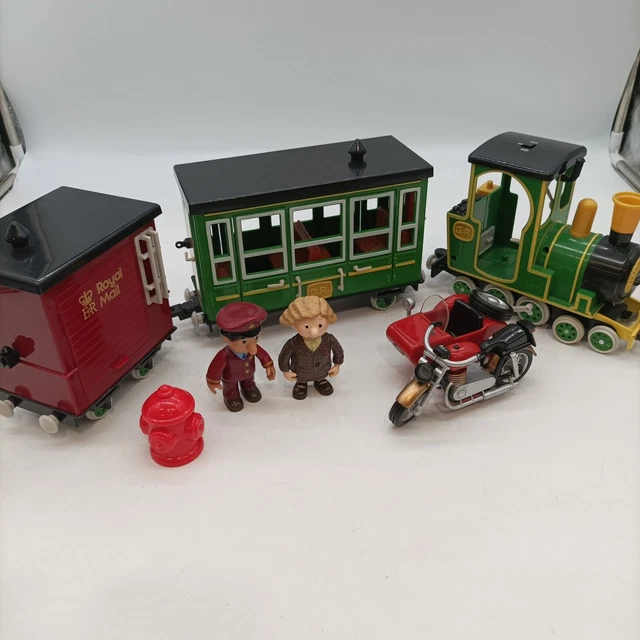 POSTMAN PAT TRAIN and Carriage with Bike & Side Car (#H1/10) £9.99 ...
