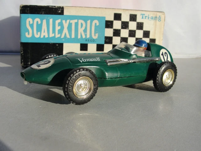 SCALEXTRIC 1960'S VANWALL Green #12 C55 1:32 Slot Used Boxed £79.95 ...