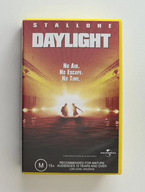 DAYLIGHT [VHS] CIC Big Box Ex-Rental Video Tape Stallone Action 1996 ...