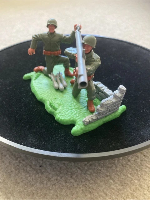 VINTAGE / RETRO, 1970s, TIMPO, WW2 U.S ARMY BAZOOKA TEAM / CREW...1/32 ...