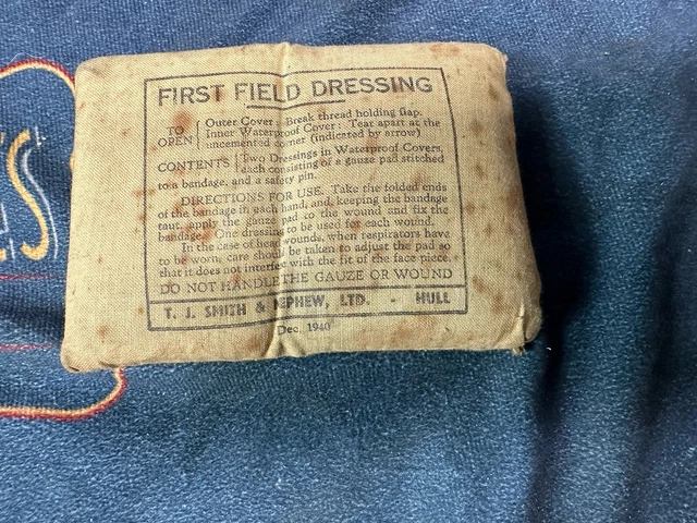 WWII BRITISH ARMY FIRST FIELD DRESSING 1940 t j smith £9.99 - PicClick UK