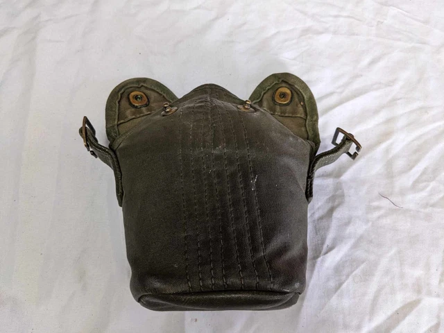 POST WW2 WWII Canadian Canada Pattern 51 P51 Webbing Canteen Carrier ...