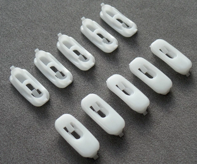 10X LEISTENCLIP ZIERLEISTEN Klammer Clips für Audi A4 S4 8D2 B5 ...