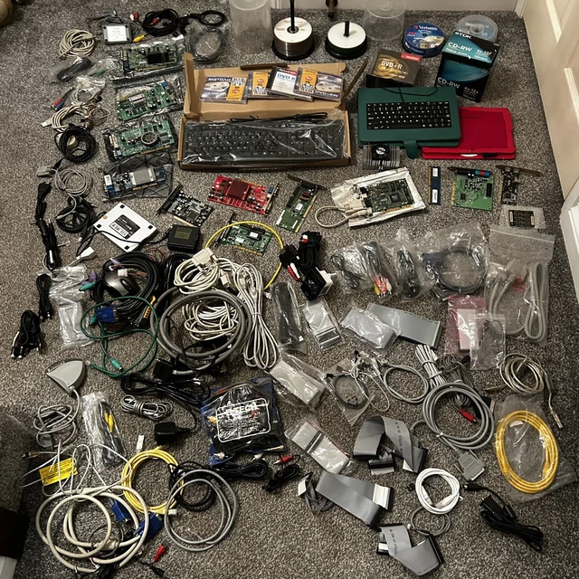 PC PARTS / Joblot - graphics card XP Pc Parts. Motherboard, CPU, GPU ...