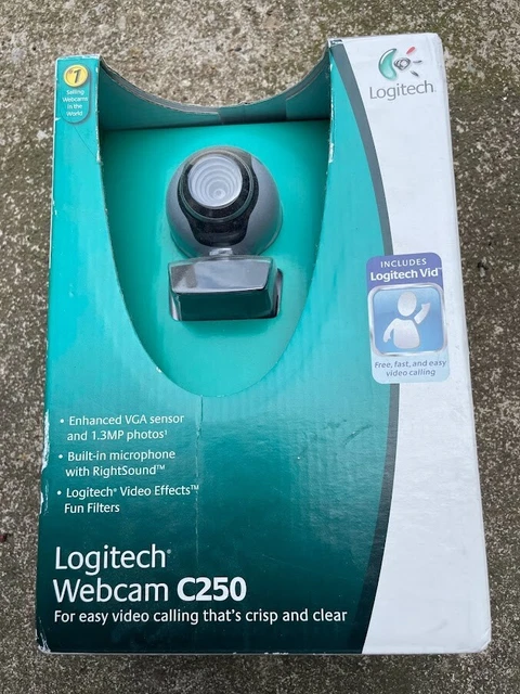 BASIC USB LOGITECH Mountable Laptop Webcam C250 Desktop Easy Setup Chat ...