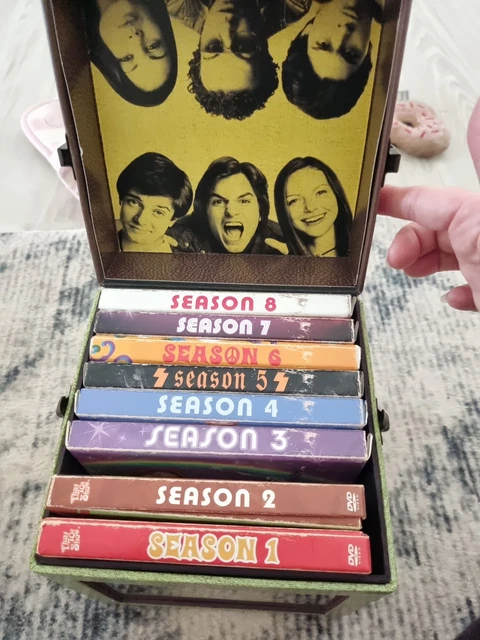 THAT 70'S SHOW Complete Series Stash Box DVD SET 2008, 1 Disk Missing ...