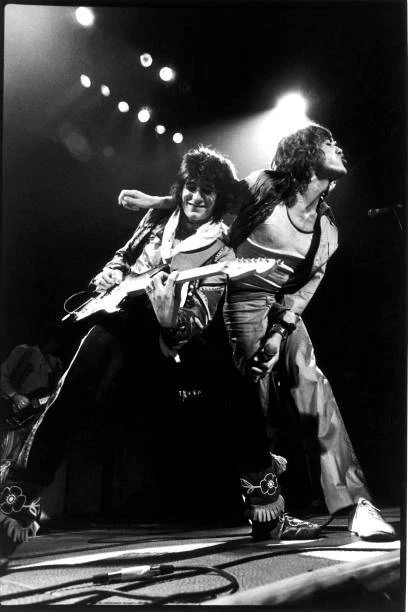 GUITARIST RONNIE WOOD And Singer Mick Jagger In Frankfurt 1976 Old ...