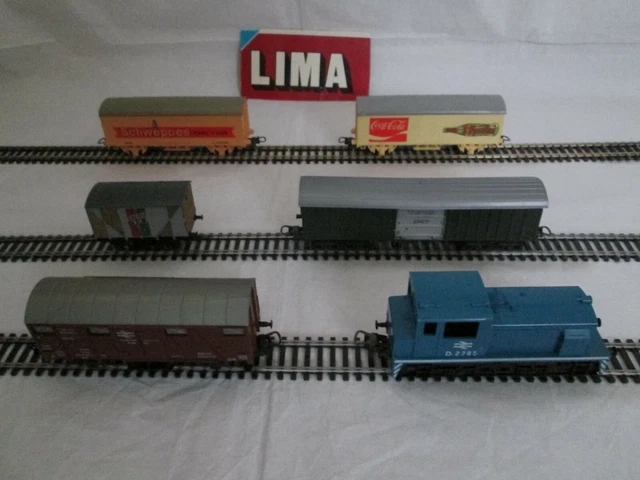 LIMA MODEL RAILWAY Train Set, Ho Gauge Locomotive & Five Rolling Stock ...