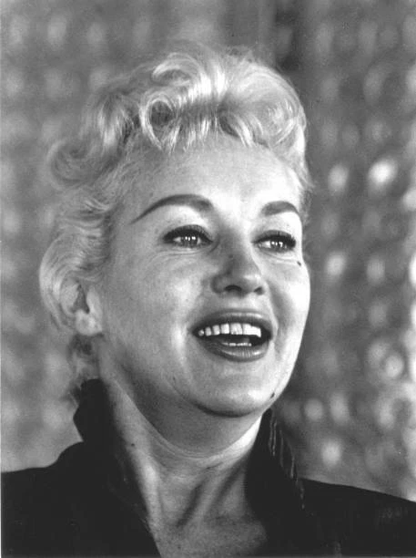 ACTRESS BETTY GRABLE During An Interview 1959 OLD PHOTO $8.50 - PicClick AU